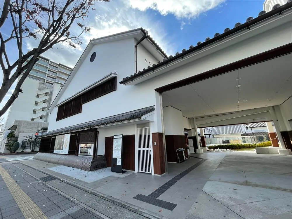 The new Itami City Museum unites regional history, culture and art ...