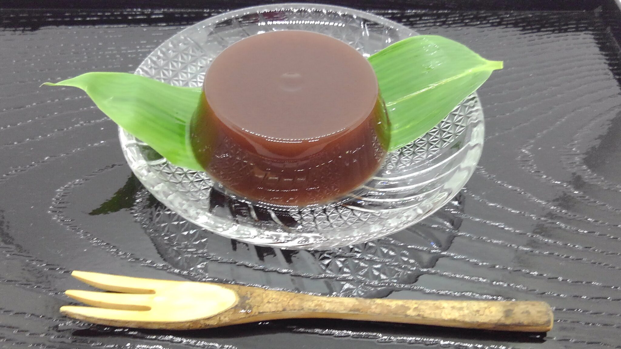 What is a Kotatsu? Heated table in Japan - Japan Travel Guide & Media ...